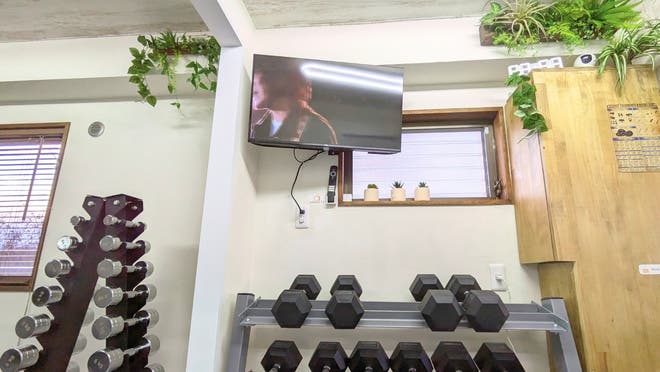 【千歳烏山駅徒歩6分】完全個室、スミスマシン、ケーブル、固定ダンベル1~30㎏、3名様までご利用可能!の写真5