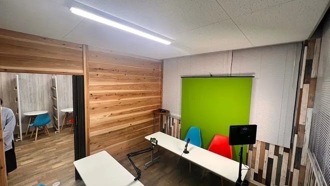 【駅近】緑地公園駅から徒歩1分「オレンジワーク緑地公園店 動画配信スタジオ」の写真2