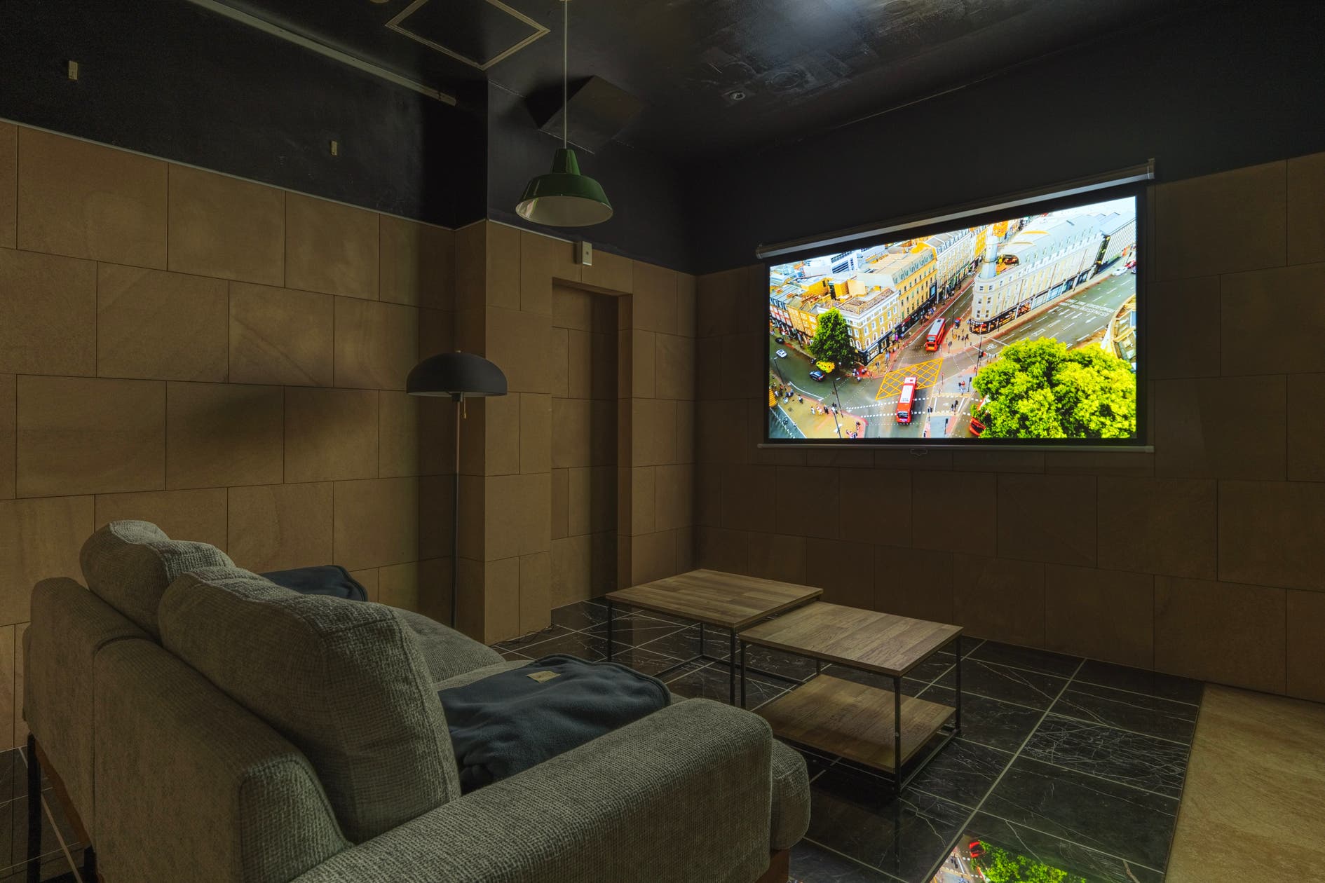 スペモ🎬クリスマス🎄東京駅8分🚶映画鑑賞🎥プロジェクター🎞飲み会🍻パーティー🎊デート💕568_CINEMA東京駅の写真17