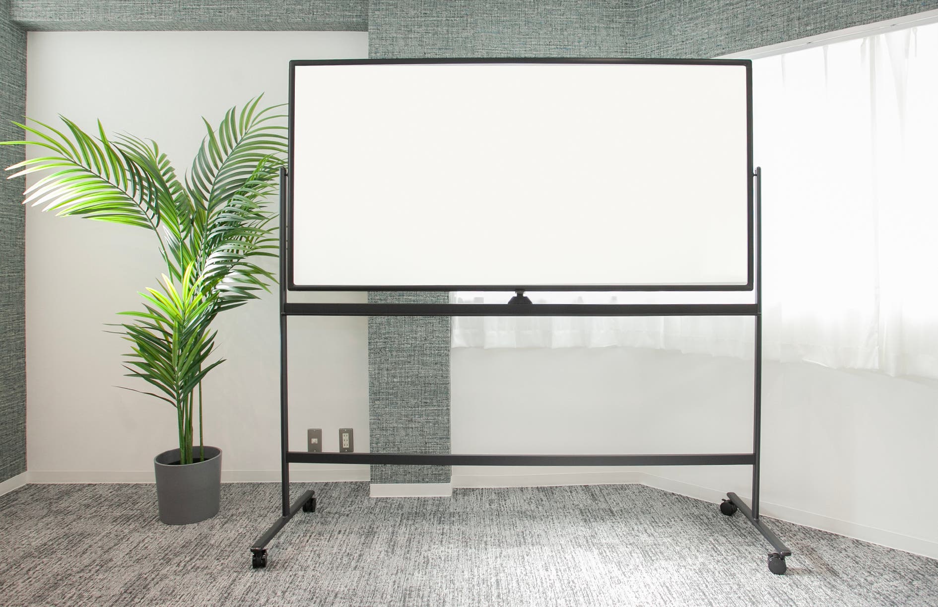 池袋駅東口徒歩４分/40名収容/毎日清掃/会議/セミナー/研修/懇親会/交流会/ボードゲーム/撮影/整体/推し活/光10GBの写真18