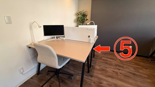 🥳おしゃれで快適なコワーキングスペース🎉デスクNo.⑤💡ドリンクサーバー☕️プリンター有🖨の写真2