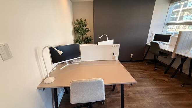 🥳おしゃれで快適なコワーキングスペース🎉デスクNo.⑥💡ドリンクサーバー☕️プリンター有🖨の写真7