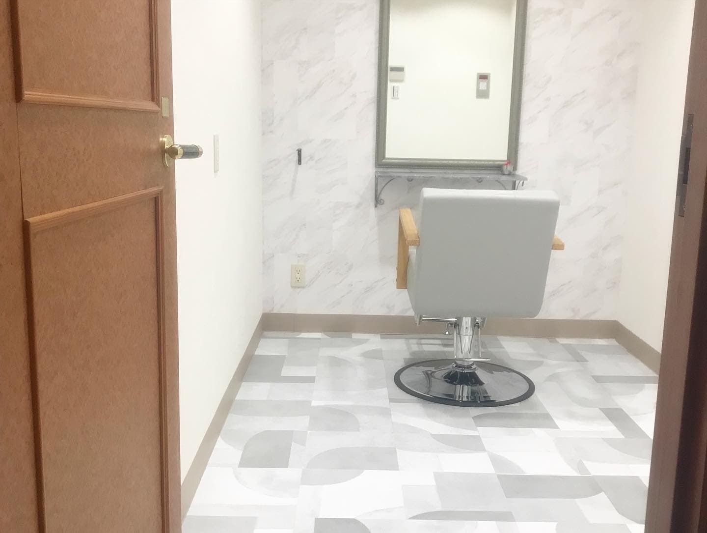 売上100%還元　藤沢駅徒歩1分　完全個室　見学可の写真3