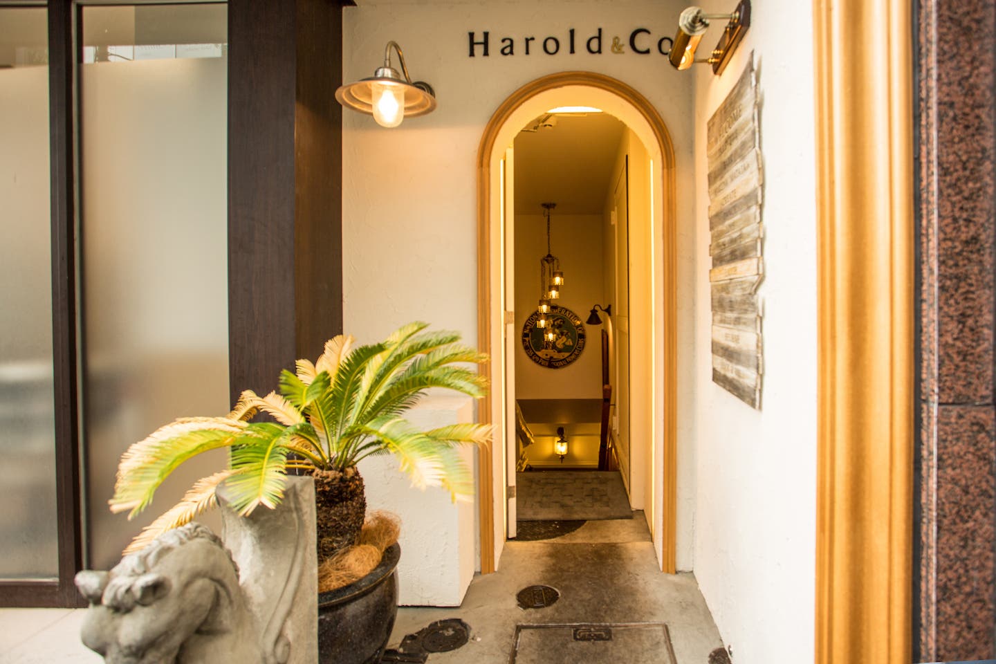 表参道駅徒歩1分と抜群の立地と欧風のアンティーク調なオシャレ空間の写真13