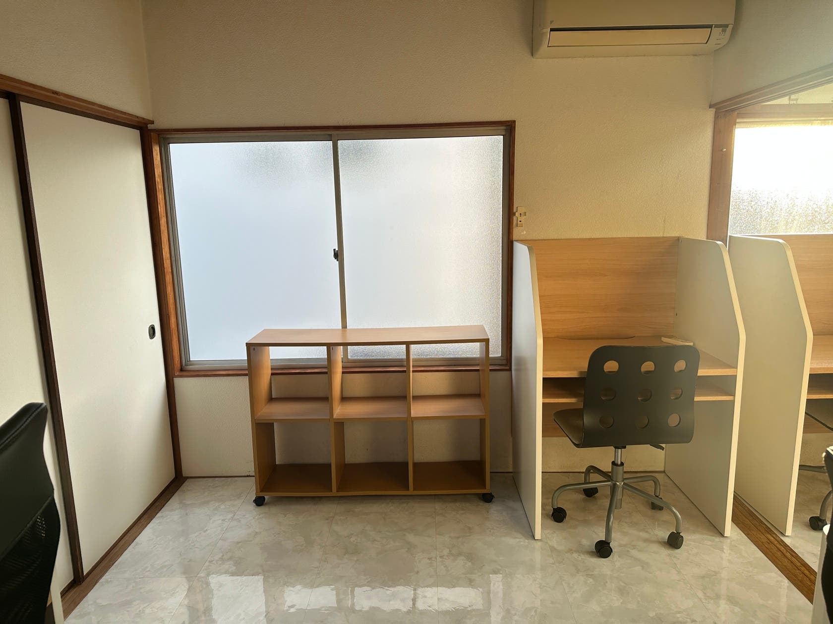 ＜Study Clubレンタルスペース『大人のための自習室』A＞自由席🪑Wi-Fiあり📶声出し不可🚫の写真6