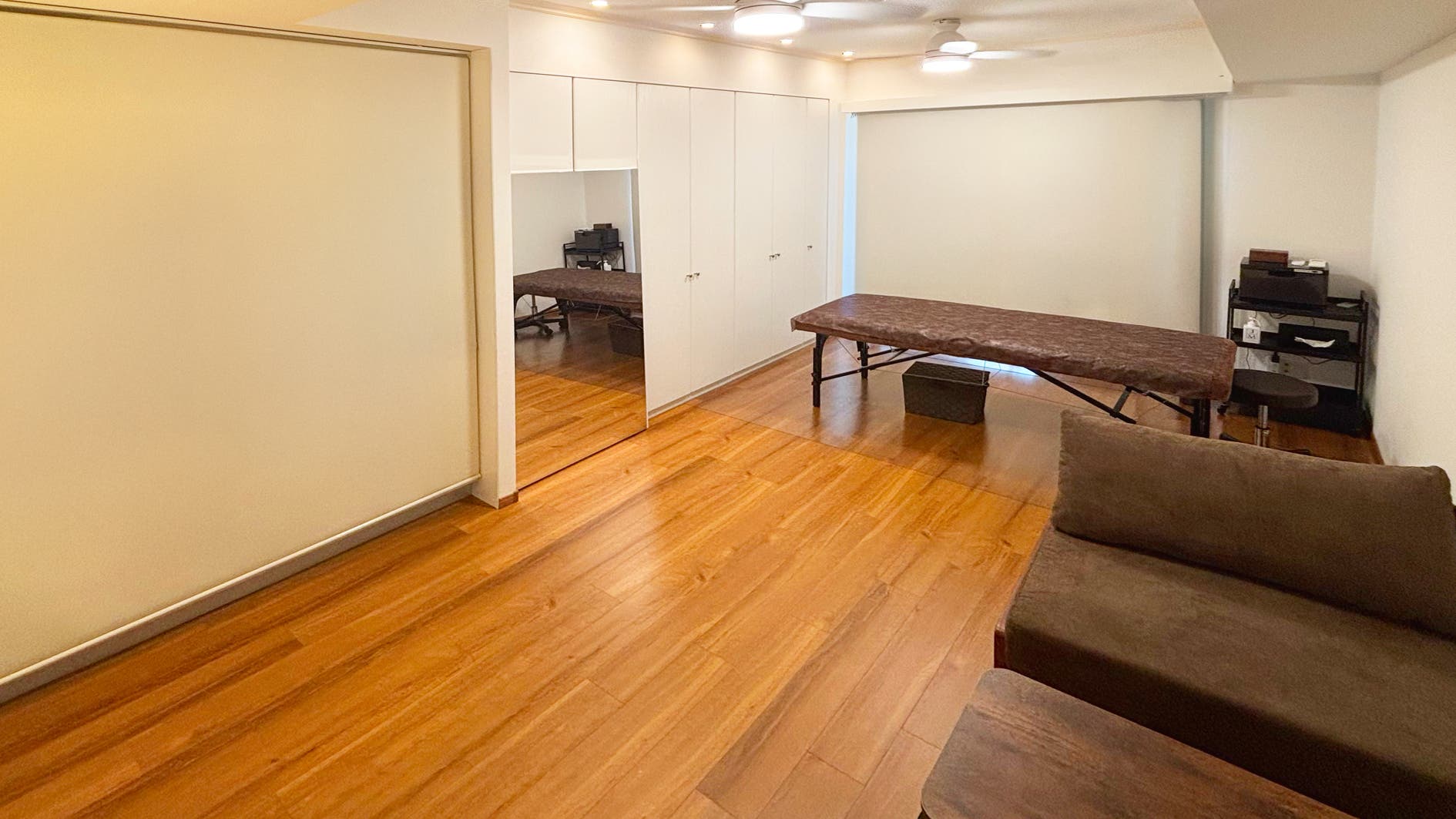 💓渋谷 道玄坂💓徒歩4分💡最高級アーバンスタイル物件にて落ち着いたオフホワイト＆ブラウン基調のラウンジ風スタイルの写真7