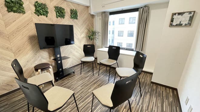 🍁冬割実施中🍁駅近!🌟【五反田駅3分!着席8名!明るくキレイ!】📡WiFi・ホワイトボード・📺大型モニター他全て無料!の写真4