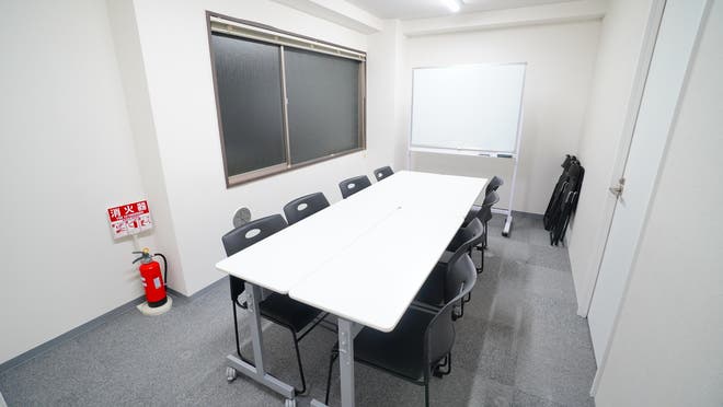 <ビズボ会議室神田南口>神田駅徒歩2分🚃高速光回線Wi-Fi📶プロジェクター🎥会議/商談/セミナー/ワークショップ/撮影の写真5