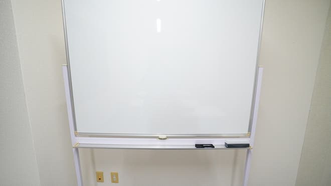 <ビズボ会議室神田南口>神田駅徒歩2分🚃高速光回線Wi-Fi📶プロジェクター🎥会議/商談/セミナー/ワークショップ/撮影の写真14