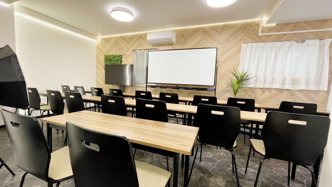 🍁冬割実施中🍁【巣鴨駅4分!最大着席30名!明るい!キレイ!】📡WiFi📺プロジェクター他全て無料!土足可!の写真5