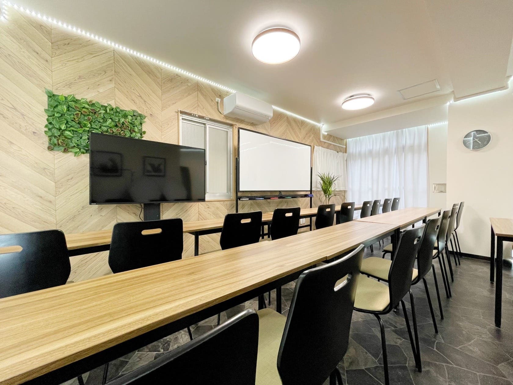 🍁冬割実施中🍁【巣鴨駅4分！最大着席30名！明るい！キレイ！】📡WiFi📺プロジェクター他全て無料！土足可！の写真10