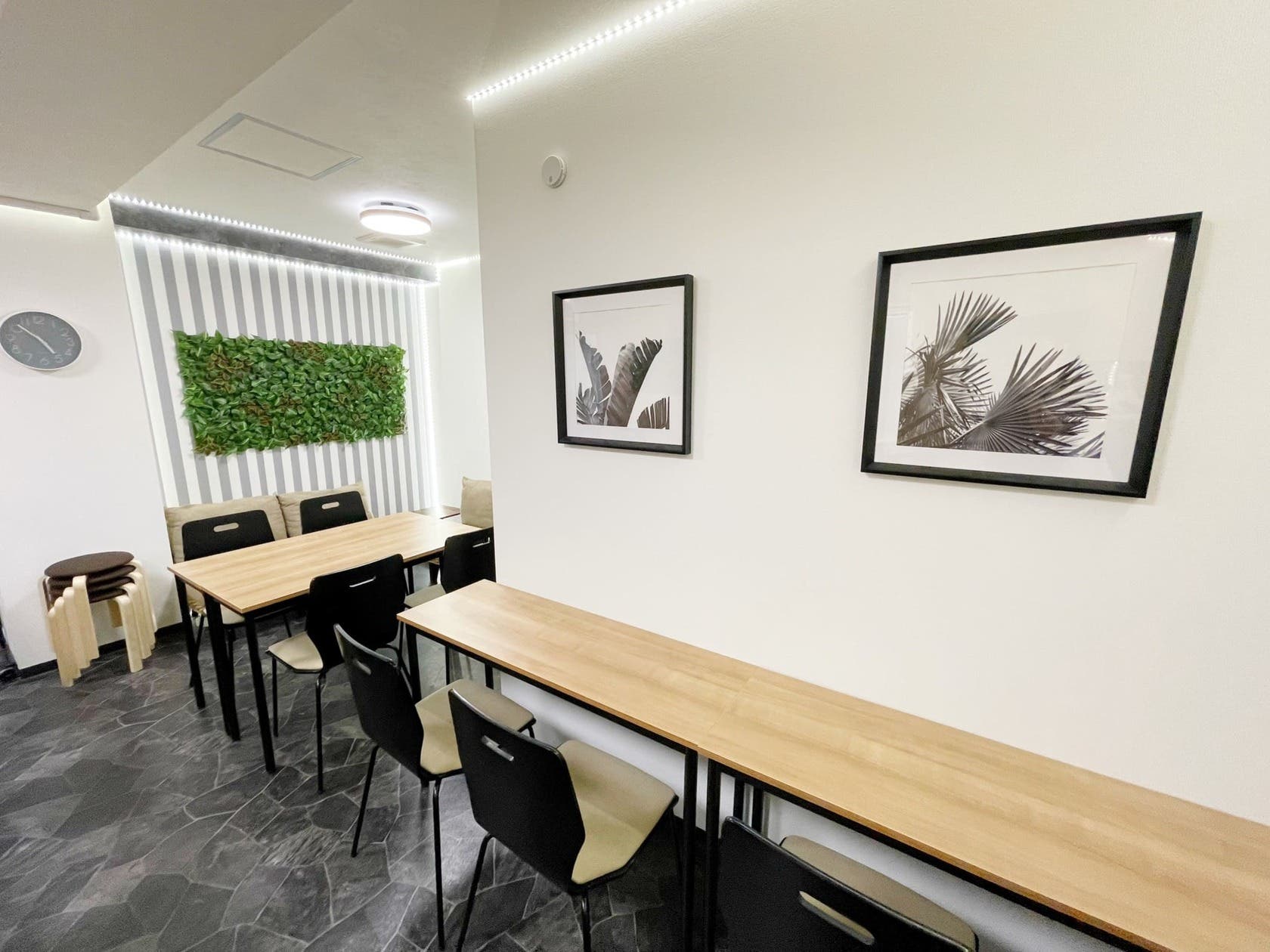 🍁冬割実施中🍁【巣鴨駅4分！最大着席30名！明るい！キレイ！】📡WiFi📺プロジェクター他全て無料！土足可！の写真12