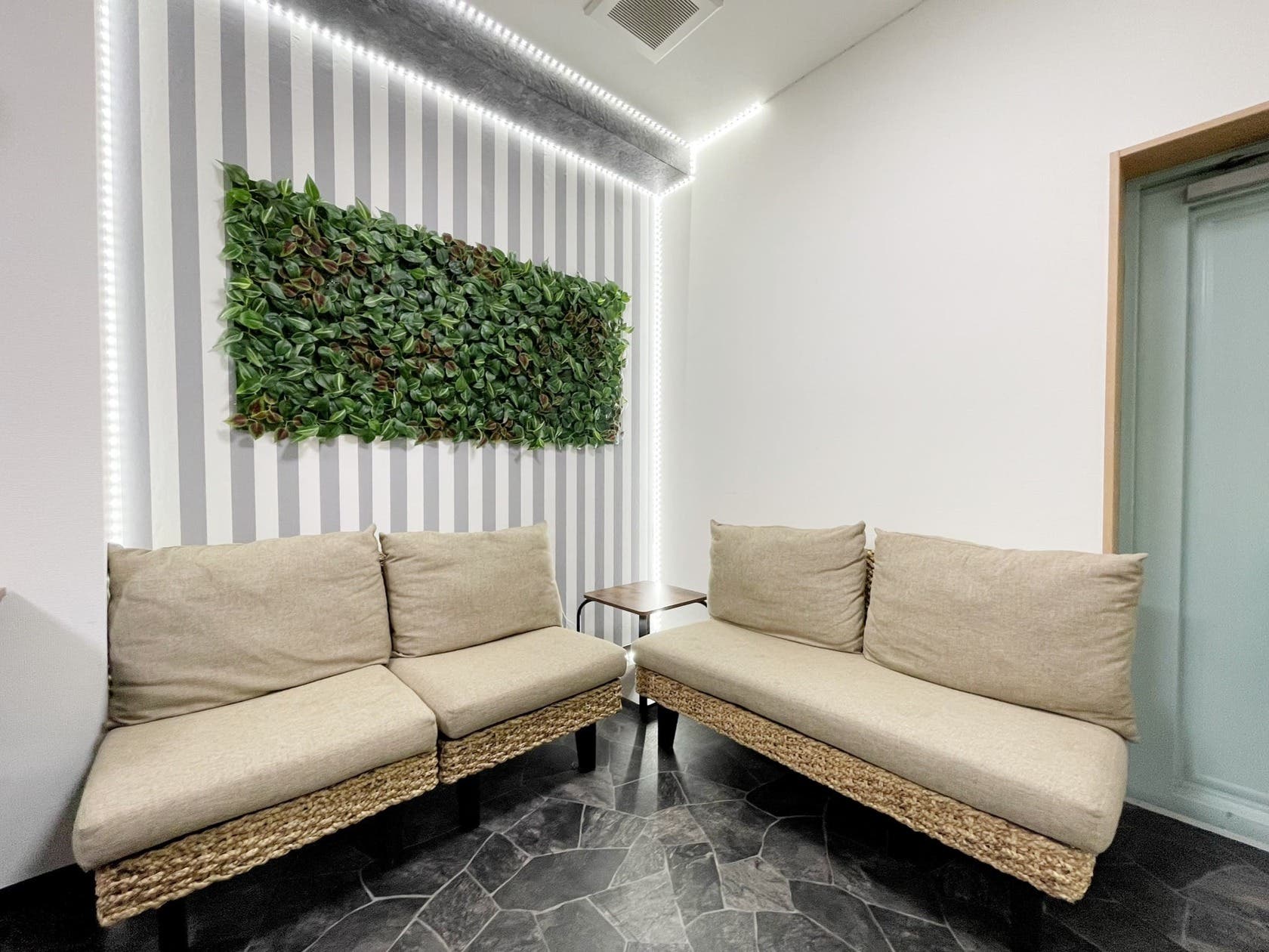 🍁冬割実施中🍁【巣鴨駅4分！最大着席30名！明るい！キレイ！】📡WiFi📺プロジェクター他全て無料！土足可！の写真15