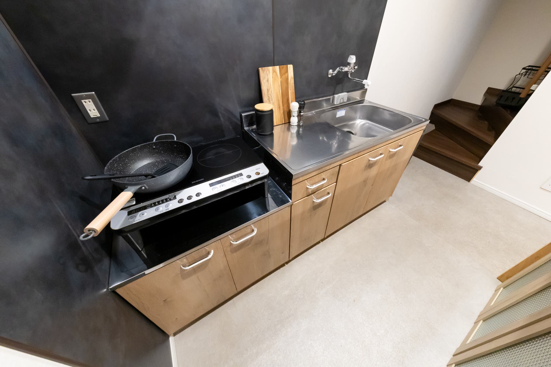 広々リビング/鶴橋駅徒歩5分/女子会/キッズスペース/映画鑑賞/キッチン付/お家デート/子連れOKの写真9