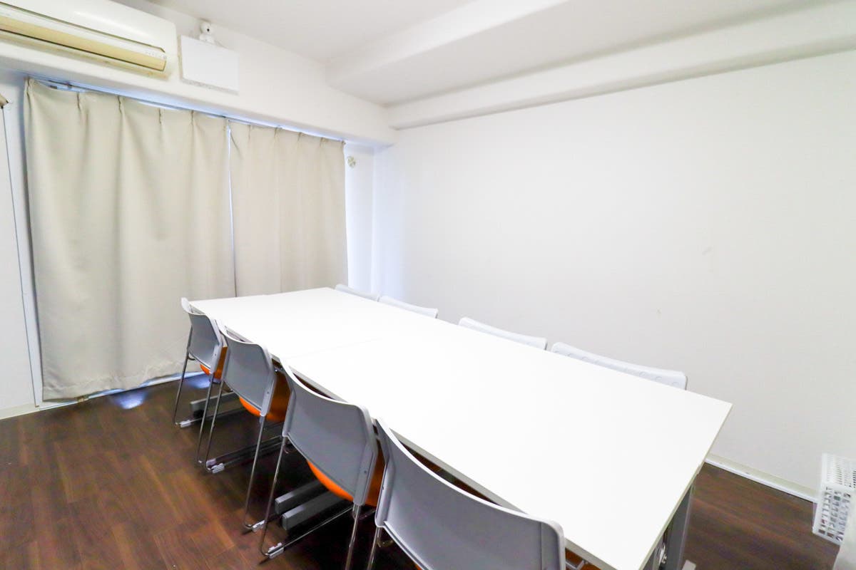 【池袋駅徒歩3分・アルコール飲食可・最安！】大型モニター・プロジェクター・WiFi全て無料！ふれあい貸し会議室 池袋No17の写真8