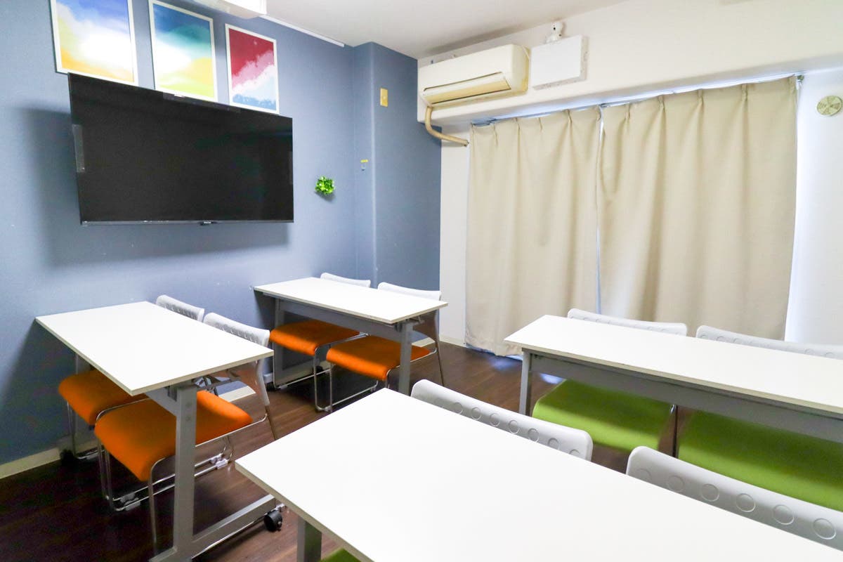 【池袋駅徒歩3分・アルコール飲食可・最安！】大型モニター・プロジェクター・WiFi全て無料！ふれあい貸し会議室 池袋No17の写真11