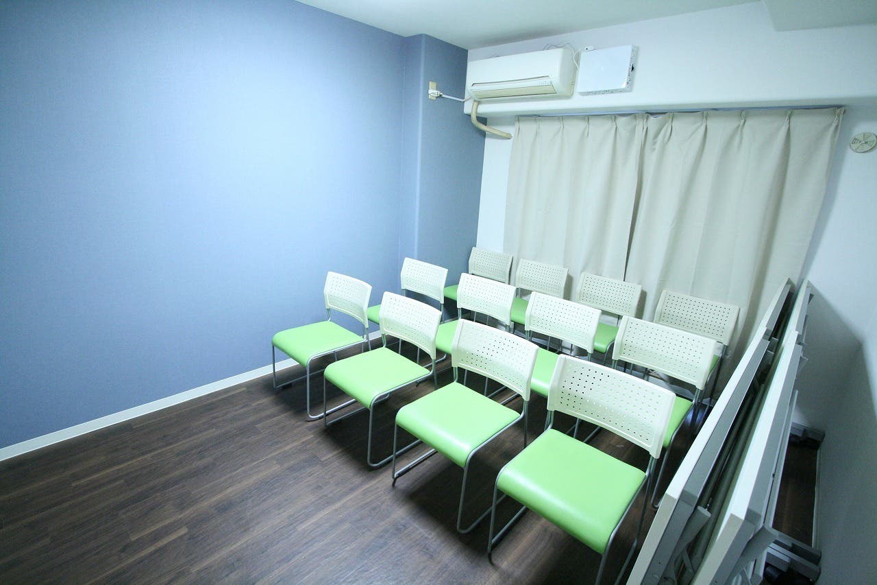 【池袋駅徒歩3分・アルコール飲食可・最安！】大型モニター・プロジェクター・WiFi全て無料！ふれあい貸し会議室 池袋No17の写真16