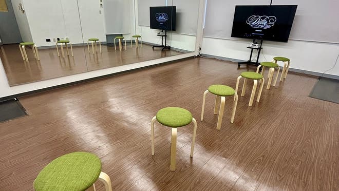 東大阪布施駅から徒歩5分の商店街にある24H利用可能なダンススタジオの写真8