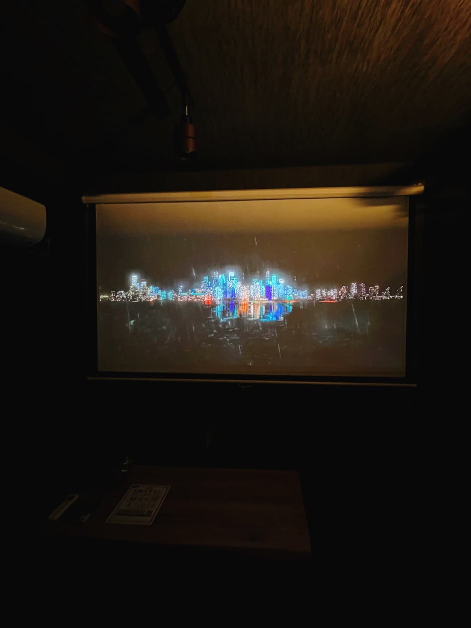 ＜シネマラウンジ町田＞地域最安値/町田駅徒歩5分🚃大型スクリーンのシアタールーム🎥映画鑑賞会/上映会/ボードゲームの写真3