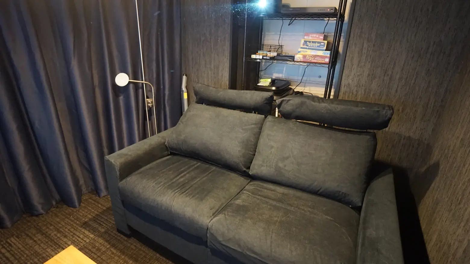 ＜シネマラウンジ町田＞地域最安値/町田駅徒歩5分🚃大型スクリーンのシアタールーム🎥映画鑑賞会/上映会/ボードゲームの写真6