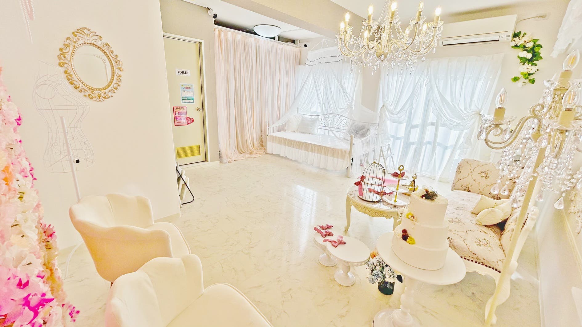 【限定open価格！】天神・大名／駅歩1分／姫系撮影スタジオ／ウェディング／推し活／生誕祭／コスプレ／ポートレート／配信／商用の写真8