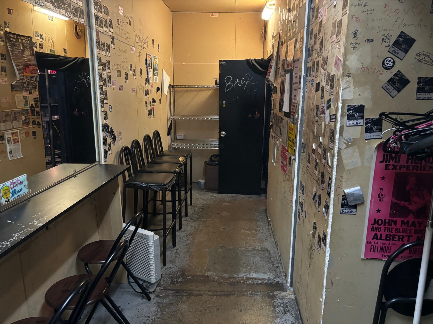 新宿三丁目からすぐのライブハウスの写真7