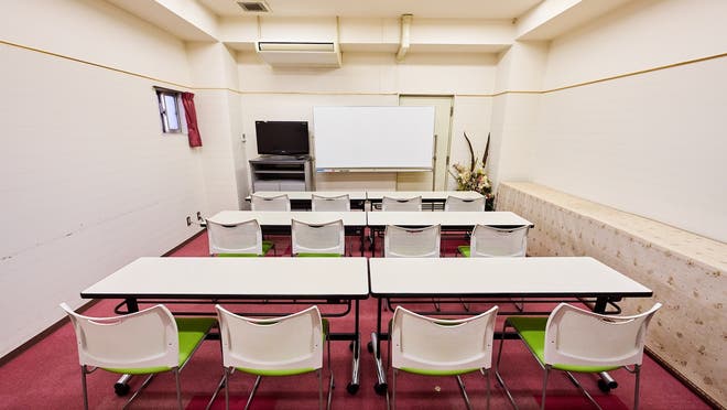 講座開催・会議・学習・フリースペースとしてご使用ください。ホテルの中にありますので、安心してお過ごいただけます。の写真3