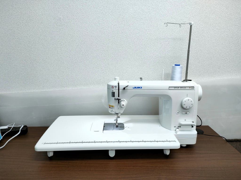 職業用ミシン(JUKI TL-30DX)の画像1