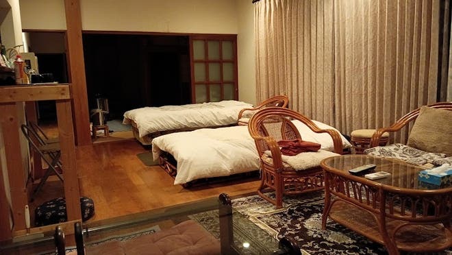 JR九州日豊本線山之口駅徒歩3分!癒しの古民家貸別荘 蔵衛門 別館 年末・年始のパーティーご予約承っております!の写真6