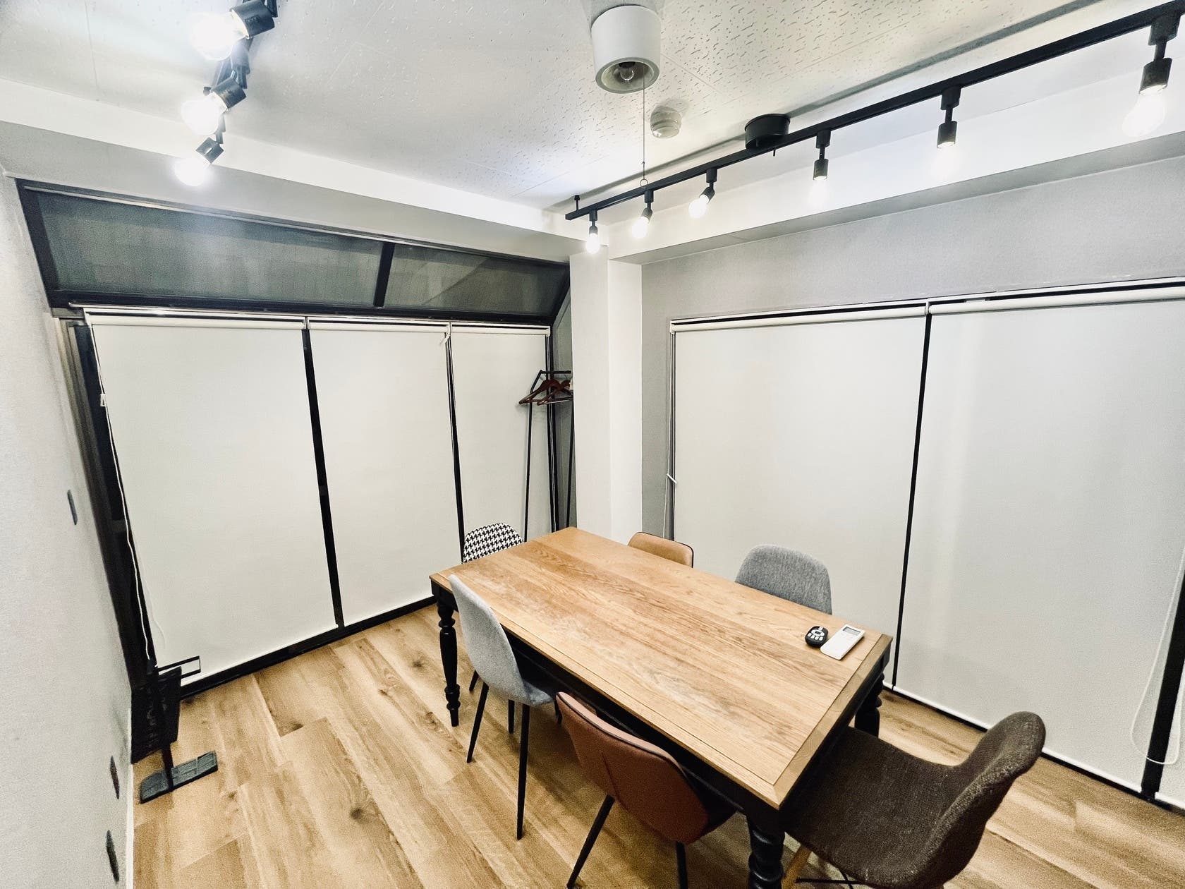 駅徒歩６分！近隣駐車場充実！路面に面したプライベート空間！１Fだから大型荷物の搬入ラクラク♪の写真7