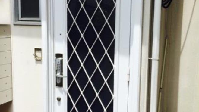 【表参道駅5分】好立地×モニター付き静かな個室|清潔で快適なプライベート空間の写真3