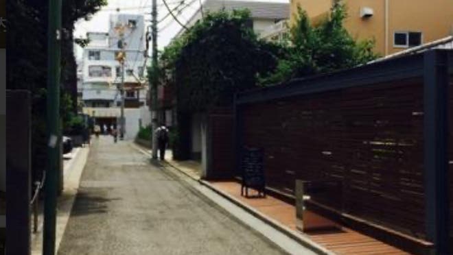 【表参道駅5分】好立地×モニター付き静かな個室|清潔で快適なプライベート空間の写真2