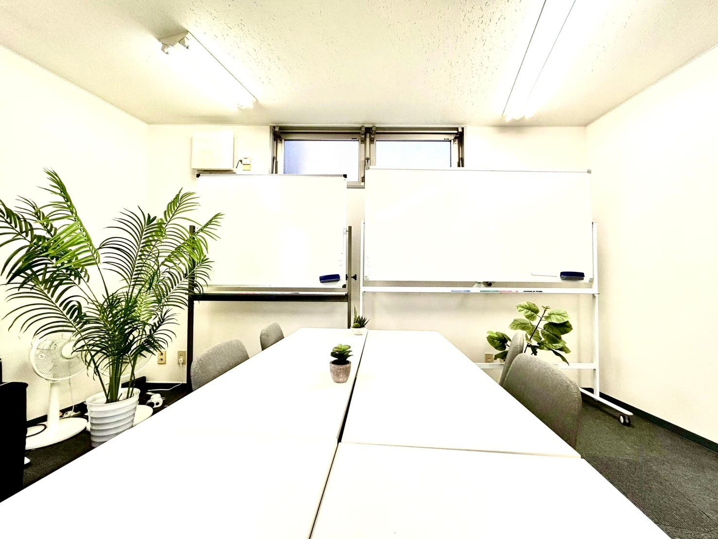 神保町🚶‍♂️２分・お茶の水４分🍀最大20名/会議・商談 ・懇親会・ボドゲ・施術・飲食🍷可！全備品無料✨お得な1日プラン✨の写真10