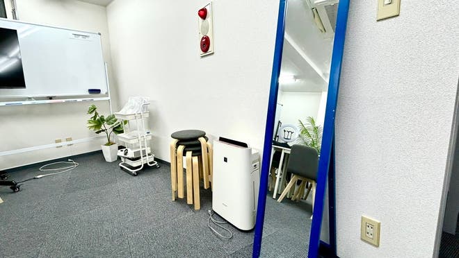 神保町🚶♂️2分・お茶の水4分🍀最大20名/会議・商談 ・懇親会・ボドゲ・施術・飲食🍷可!全備品無料✨お得な1日プラン✨の写真15