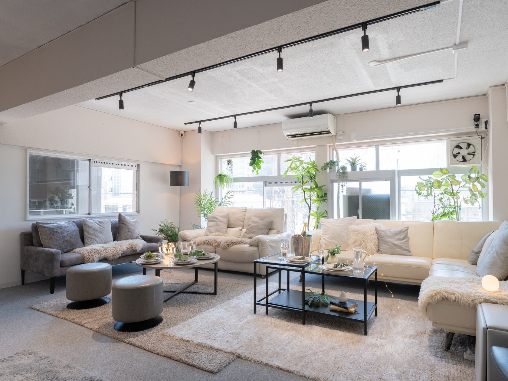 🌱《最大30名》名古屋駅4分｜広々26畳｜撮影・配信｜ロケ｜忘年会｜クリスマスパーティー🎄｜Wi-Fi｜24Hの写真11