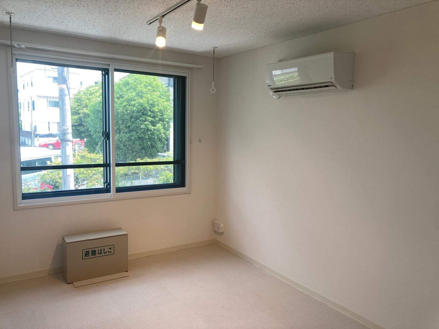 セルフレコーディングスタジオ/機材レンタル無料/防音/Dr-80/80デシベル減音/ボーカル録音に！の写真7