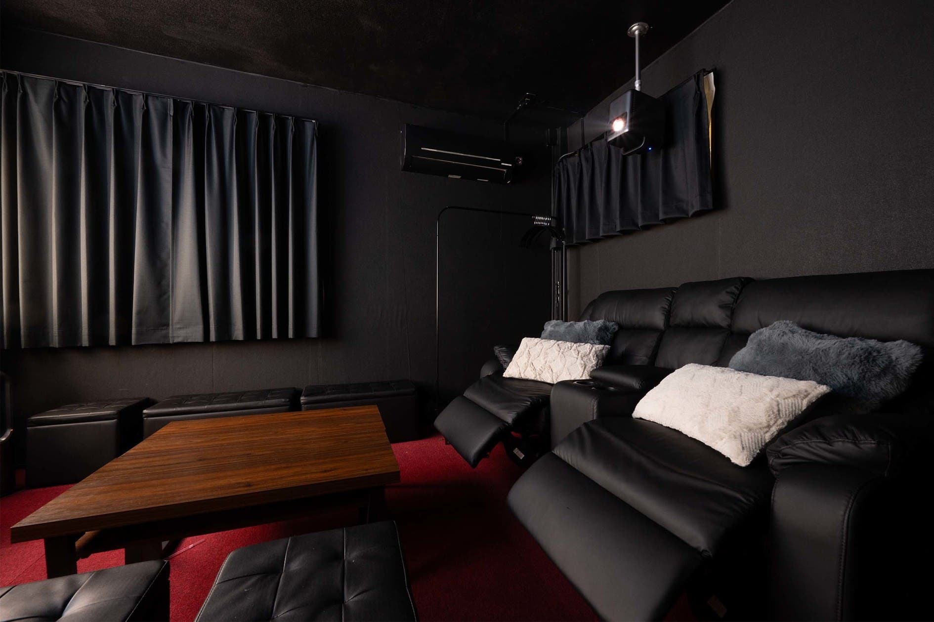 セレコレ🌳クリスマス☃️最大10名🉐ﾌﾟﾛｼﾞｪｸﾀ📽️映画🐈‍⬛デート💓ゲーム🎮女子会💗推活🌟pricy大久保の写真2