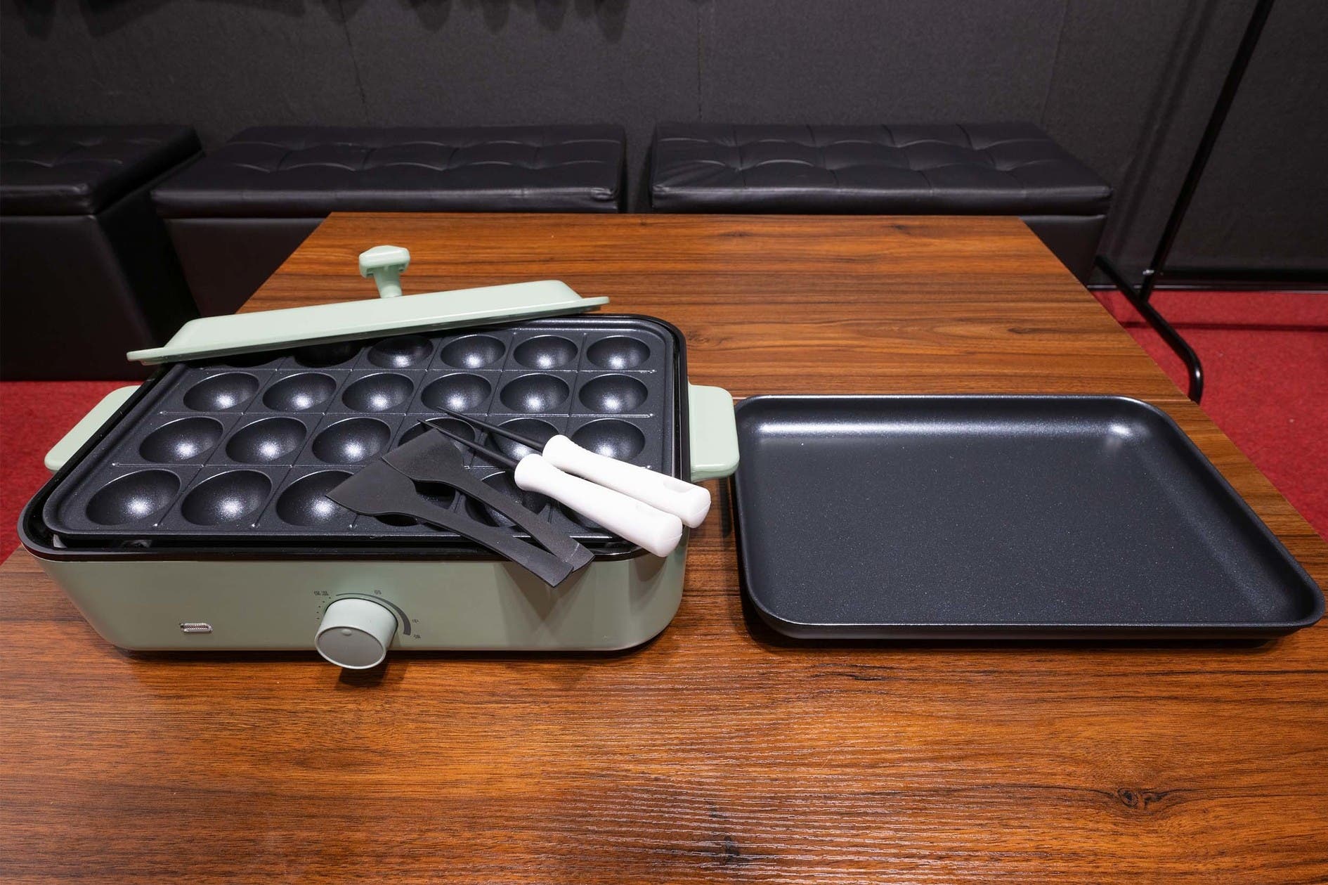 ④多機能ホットプレート：プレート3種（網焼き肉・平面・たこ焼き）の画像1