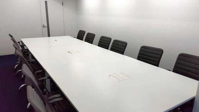 一日6,950円で利用可能。インボイス対応&AI議事録体験で安心・効率的な会議を【roomA】の写真7