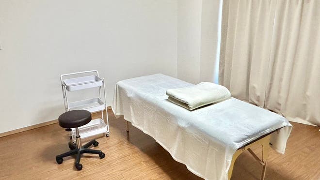 春日部駅1分✨ダンス・ヨガ・施術におすすめのレンタルスタジオ/サロン🪩1~3名利用に最適・大型鏡あり🪞3h以上の利用で割引ありの写真7