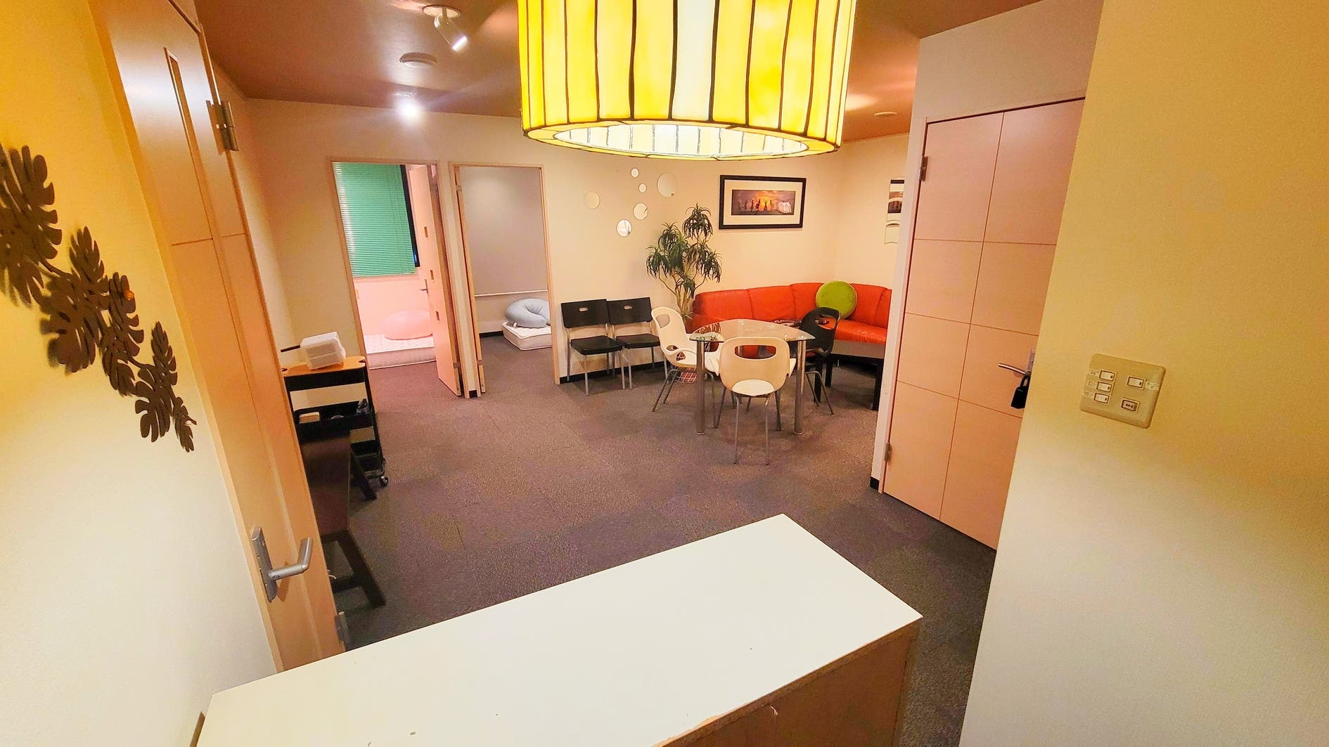 🎉松本市で１時間からOK【カリマZA2Fパーティー】パーティースペース✨個室ありシャワールームあり🚿ゴロゴロソファの写真12