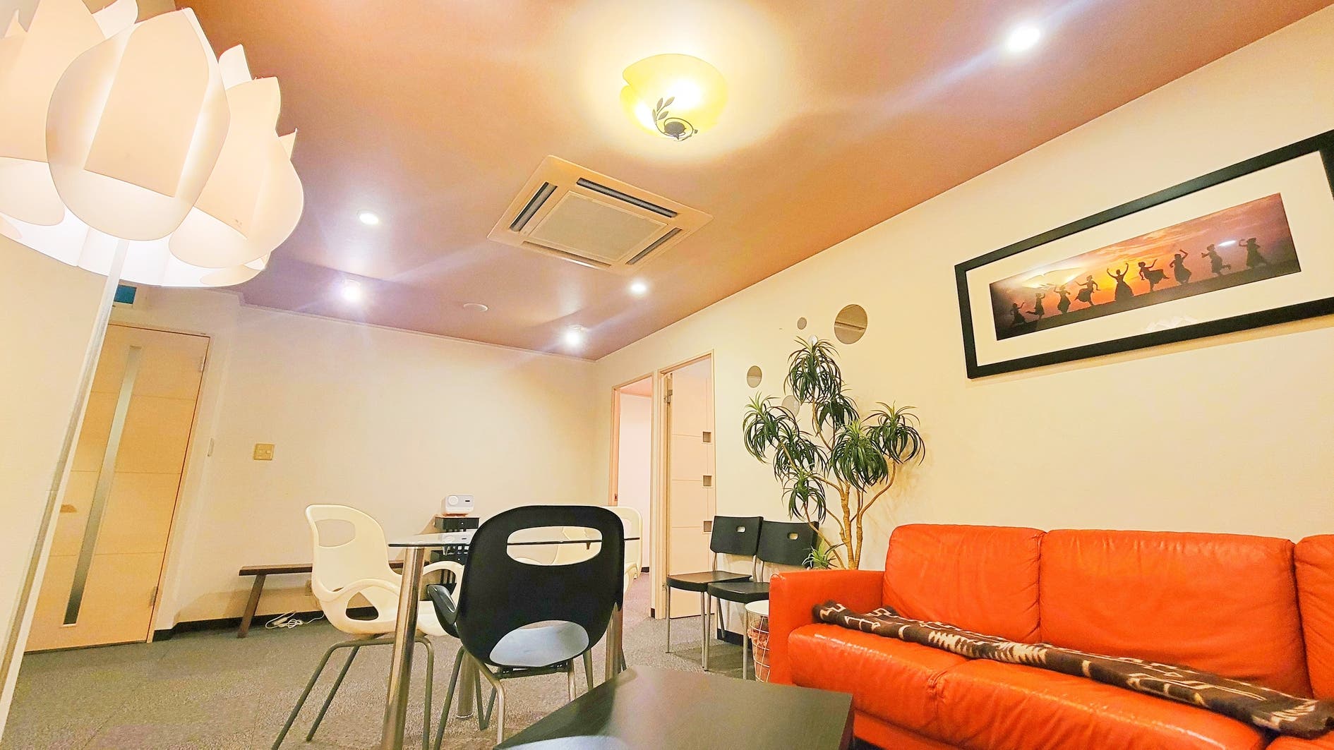 🎉松本市で１時間からOK【カリマZA2Fパーティー】パーティースペース✨個室ありシャワールームあり🚿ゴロゴロソファの写真13