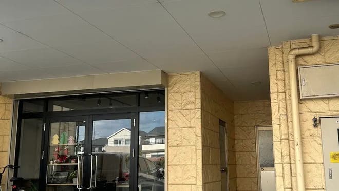 貸し会議室・ワークスペース・綺麗な個室・WiFi・大型モニター・ホワイトボード無料の写真2