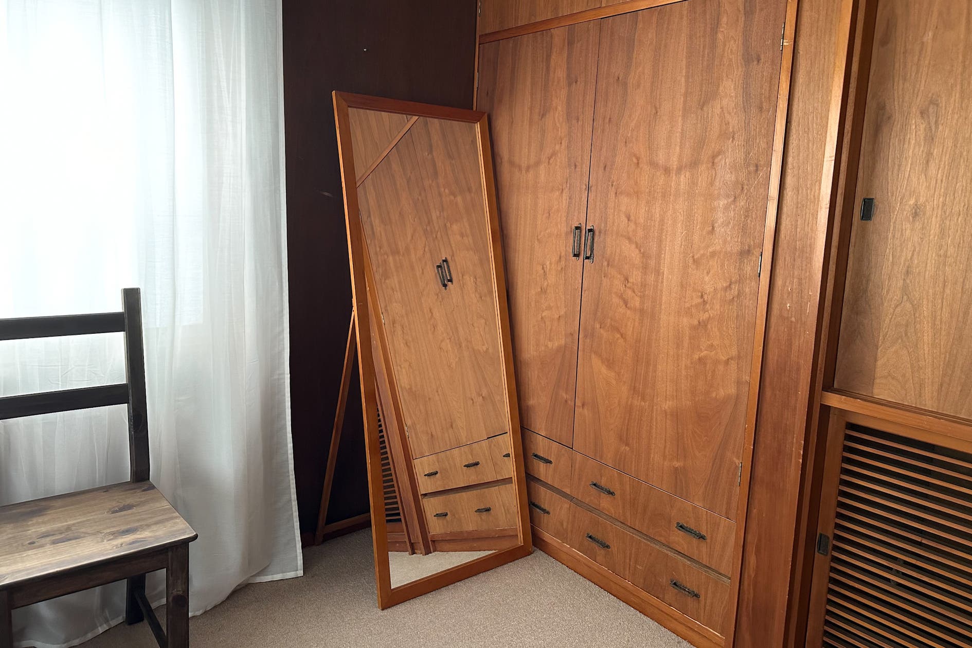 【Droom】駅から徒歩5分！自然光たっぷりの古びた洋室｜ポートレート｜コスプレ｜推し活｜お茶会の写真10