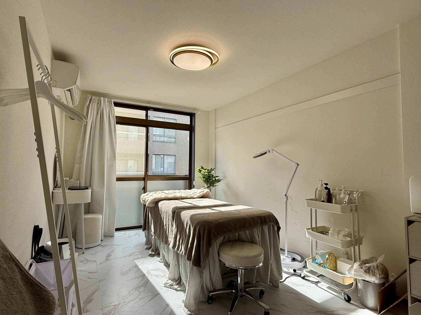 【自由が丘駅徒歩7分】完全個室のレンタルサロン✨ フリーランスエステティシャン応援🍃 映え撮影✤ Wi-Fi有の写真5