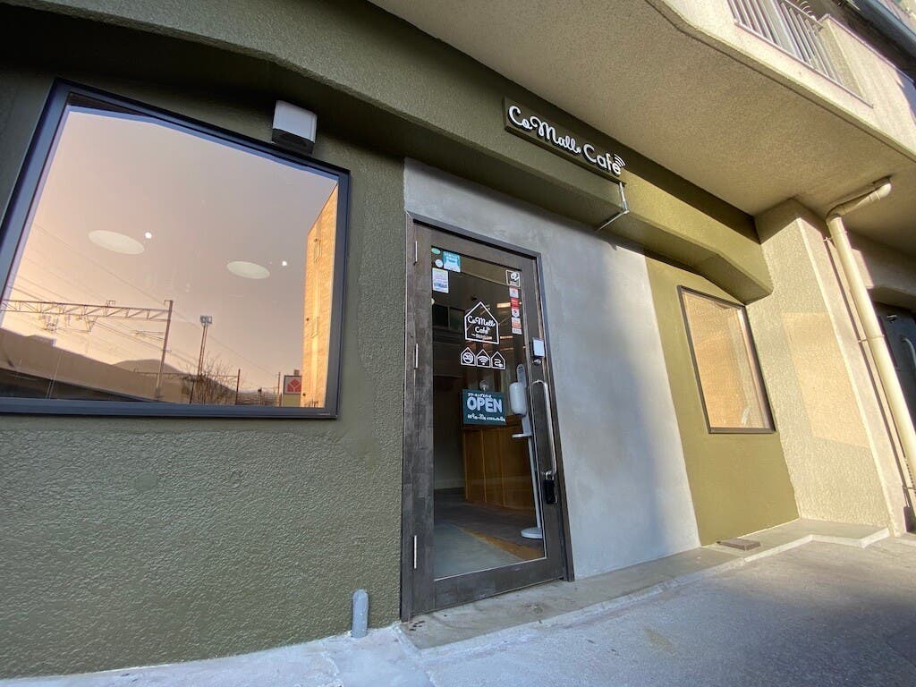 【会議室・小】別府駅徒歩３分！朝５時から営業！ミーティングやオンライン会議に最適！高速Wi-Fiあり、飲食持込OK。の写真2