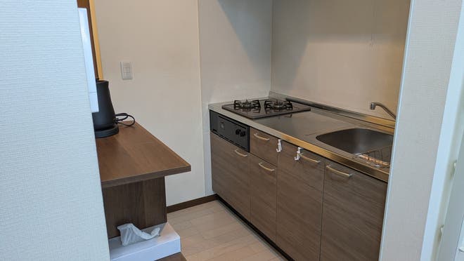 駐車場2台分🚕ガレージハウス貸切🏠教室・エステ・ネイル・整体・食事会・リモートワークに💡愛車メンテにも🚕コンビニすぐ側♪の写真10