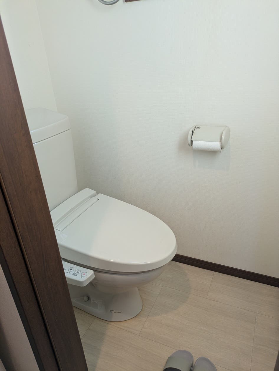 駐車場2台分🚕ガレージハウス貸切🏠教室・エステ・ネイル・整体・食事会・リモートワークに💡愛車メンテにも🚕コンビニすぐ側♪の写真12