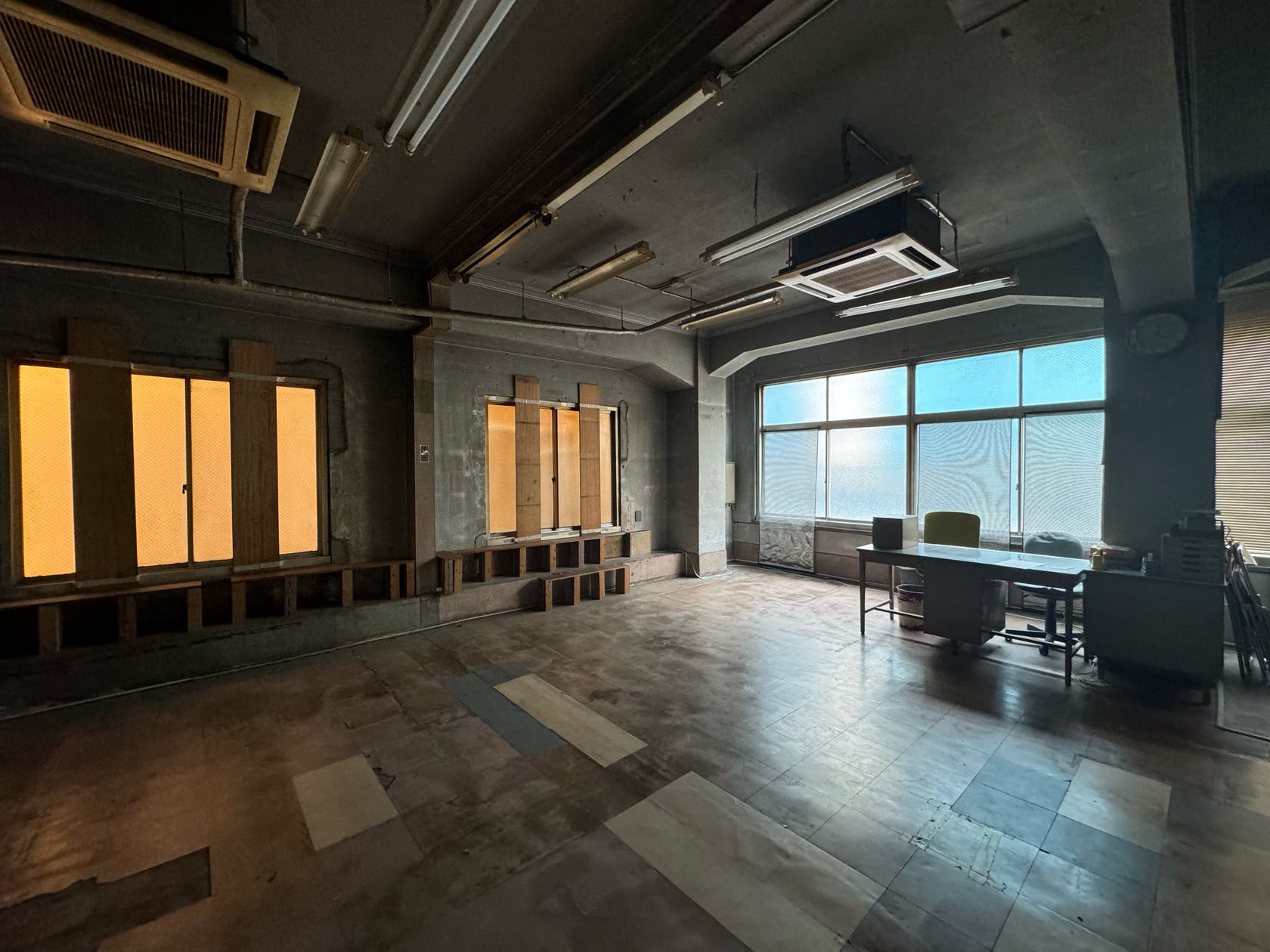 展示会に適したレトロチックな雰囲気が特徴な秋葉原の風情を感じるレンタルスペースの写真1