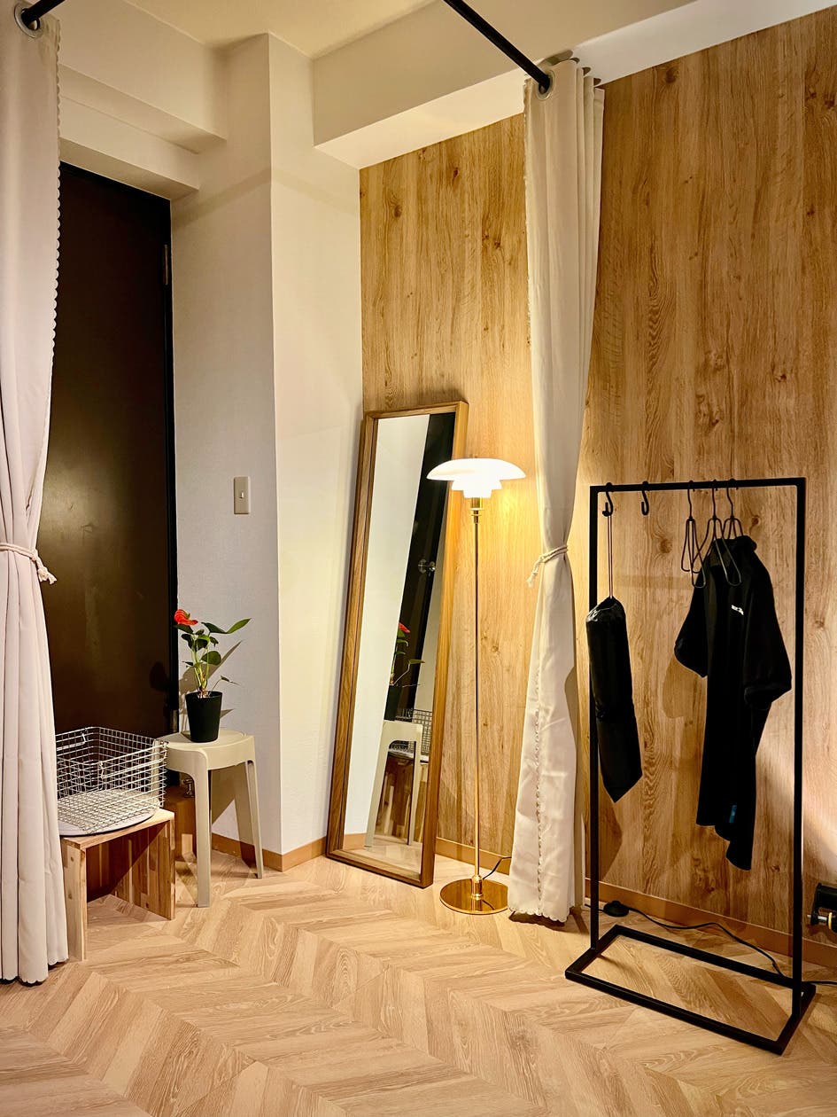 最新スミスマシン完備！可変式ダンベル40kgあり！東新宿徒歩3分、カフェのようなおしゃれなジム！の写真5